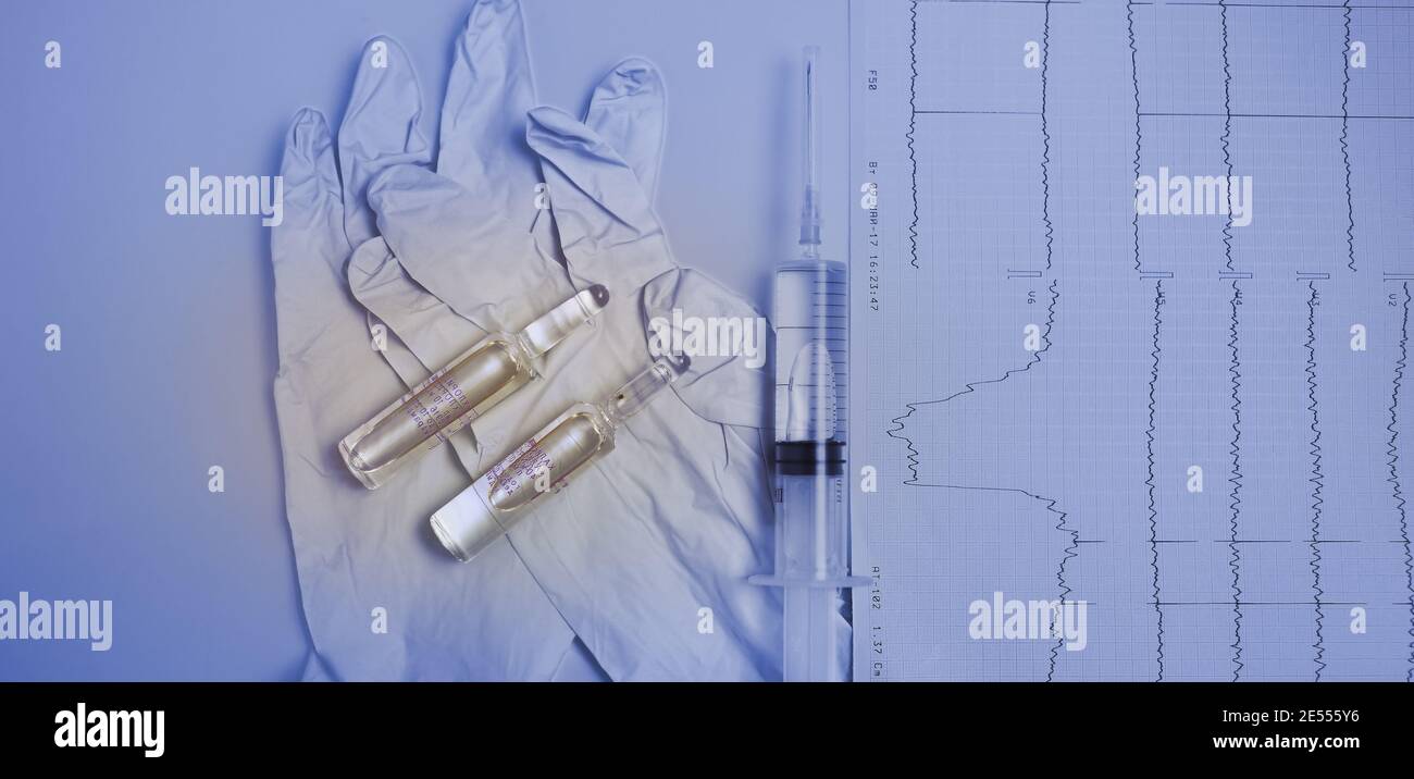 Medical objects on the doctors table Stock Photo - Alamy