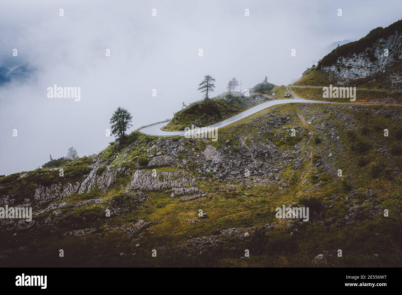 Scenery of the alps hi-res stock photography and images - Alamy