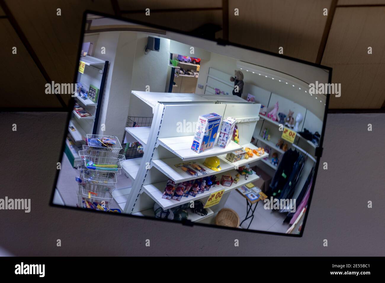 Toy store empty shelves hi-res stock photography and images - Alamy