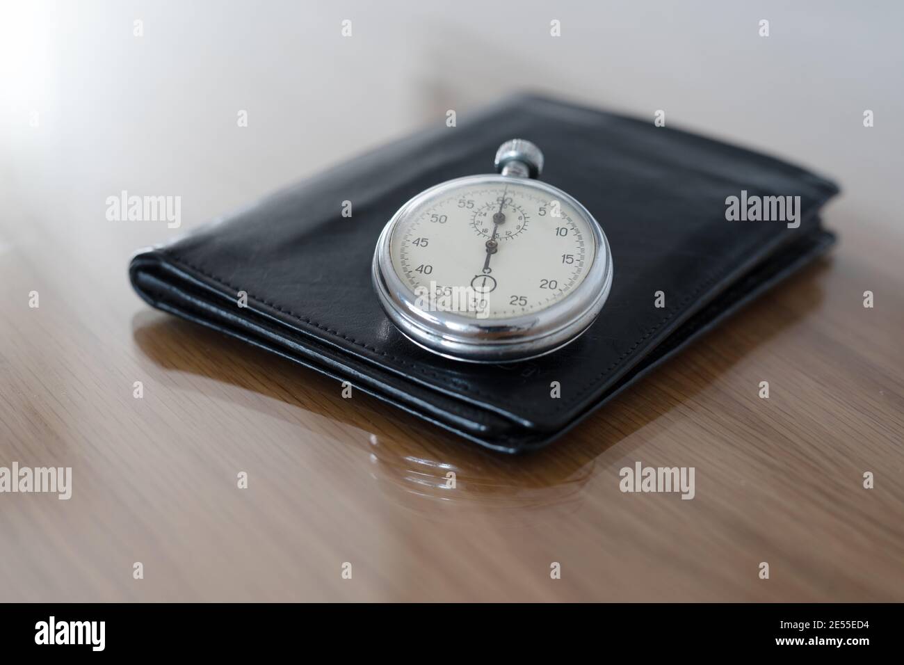 Old stopwatch hi-res stock photography and images - Alamy