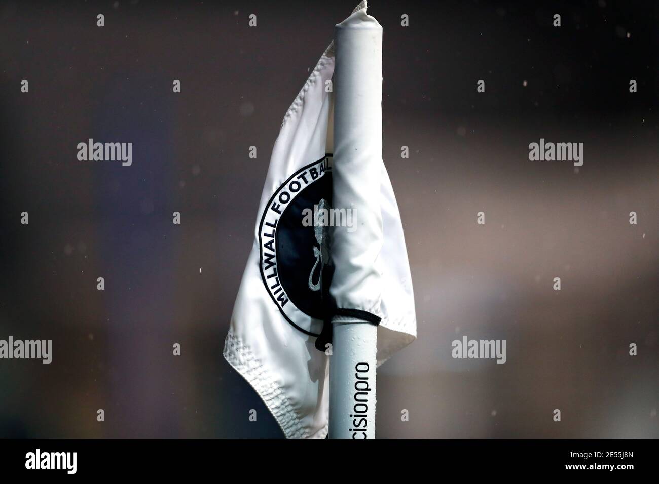 Millwall corner flag hi-res stock photography and images - Alamy