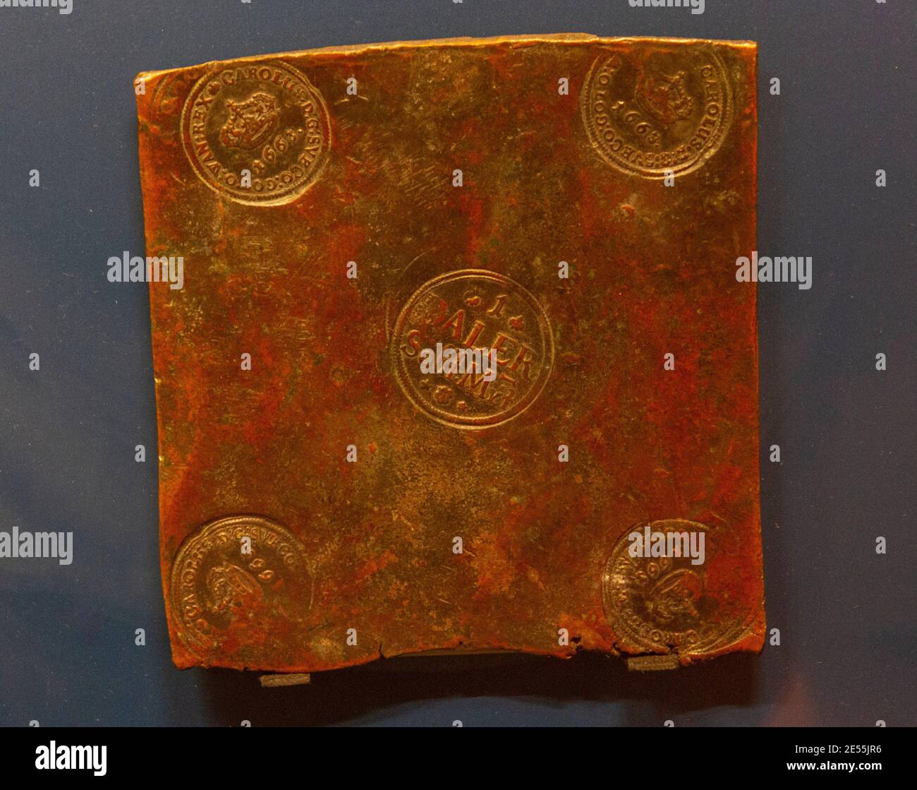 Copper plate hi-res stock photography and images - Alamy