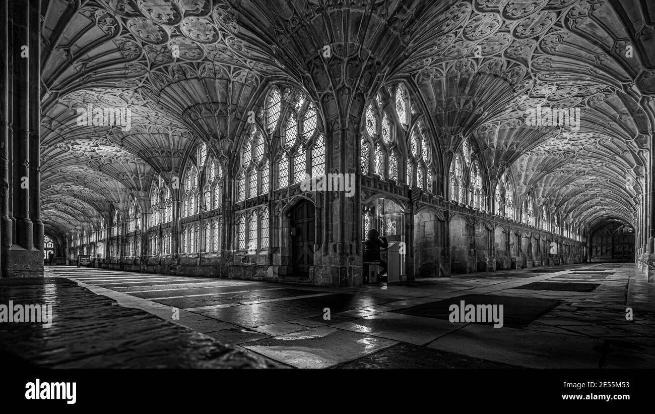 Gloucester cathedral cloisters hi-res stock photography and images - Alamy