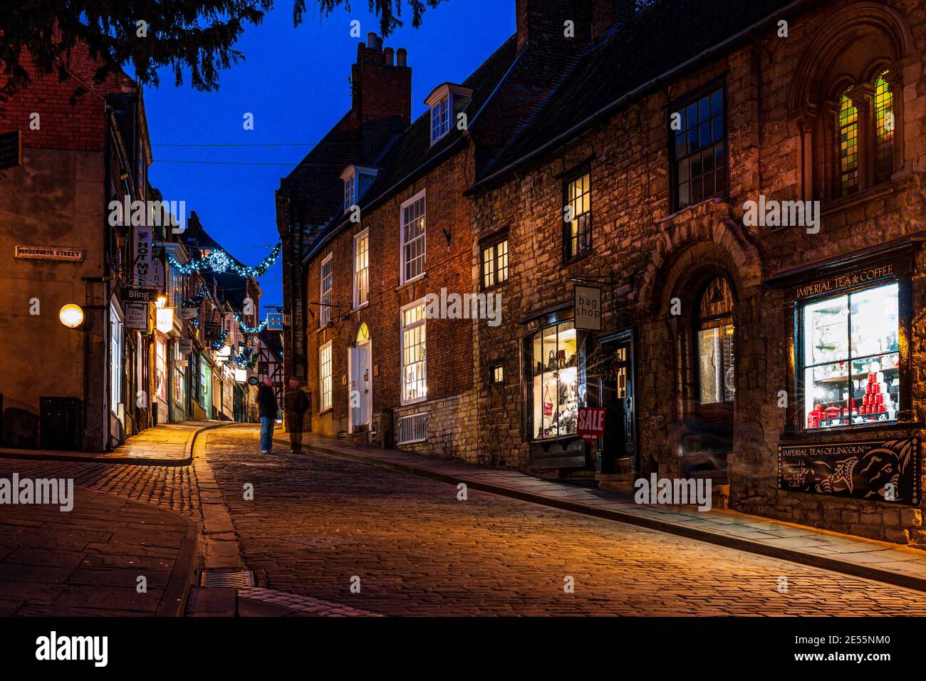 Very steep hill hi-res stock photography and images - Alamy