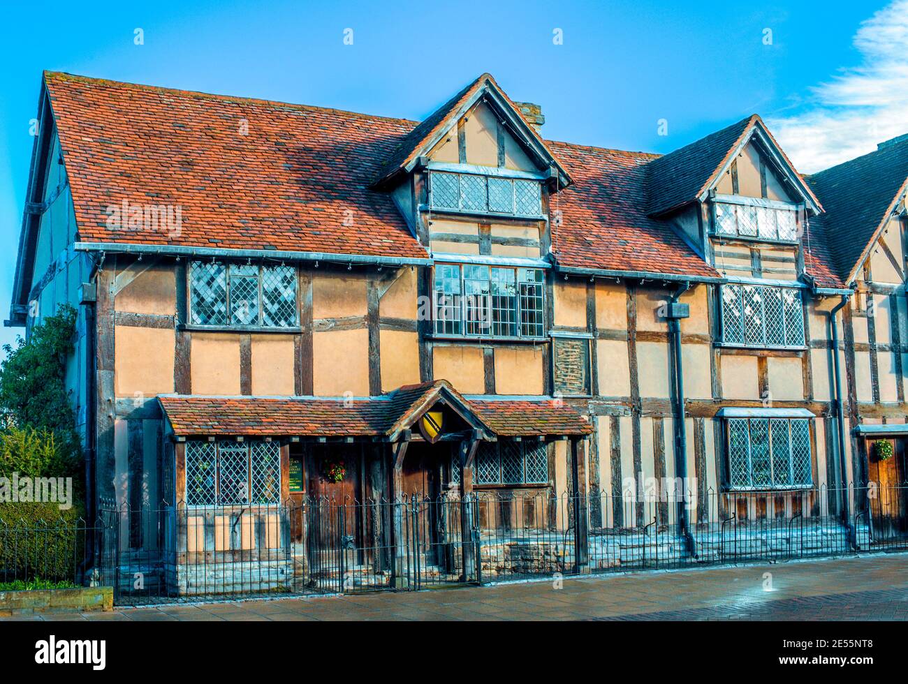 William shakespeares home town hi-res stock photography and images - Alamy