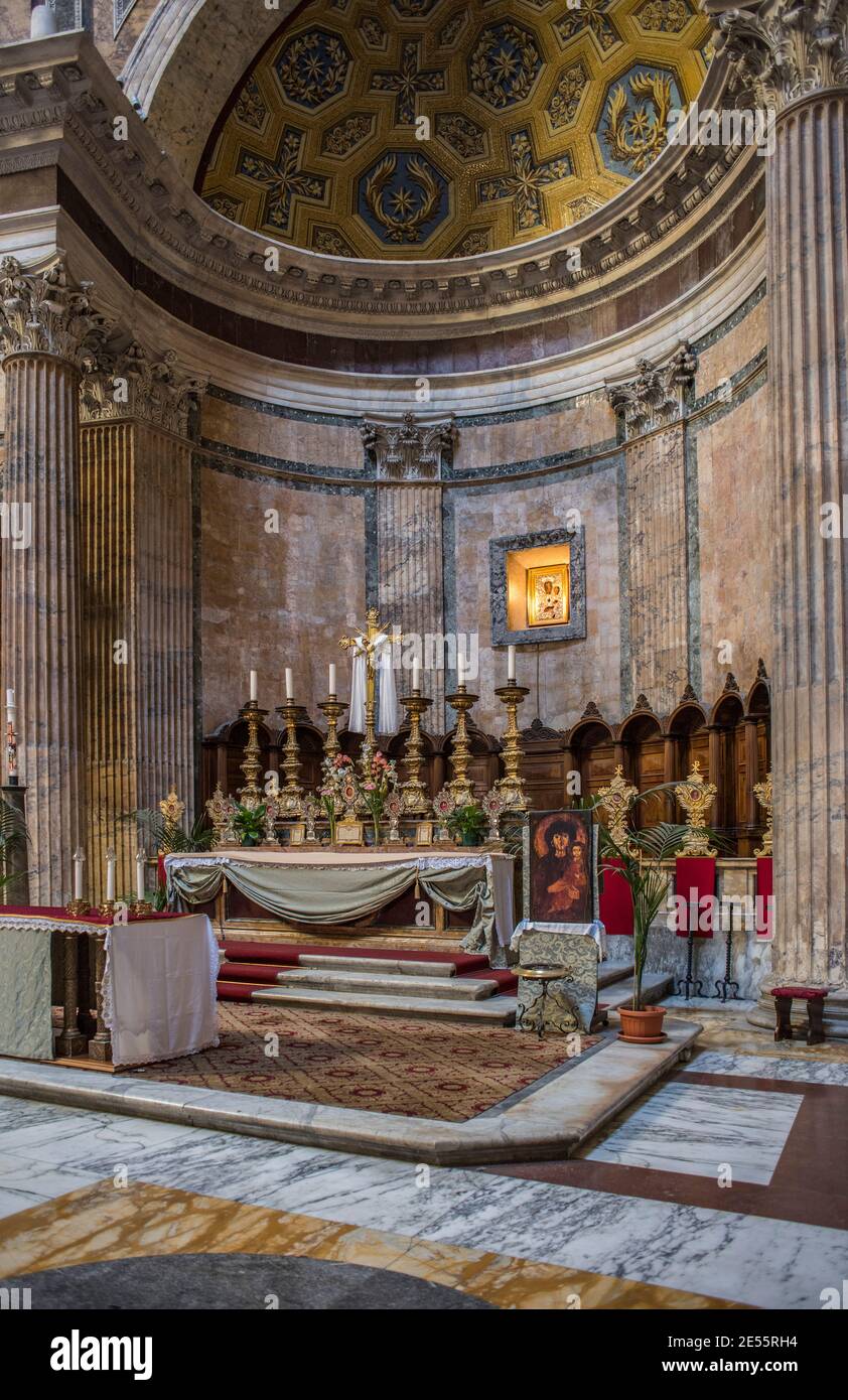 Pantheon in rome early hi-res stock photography and images - Alamy