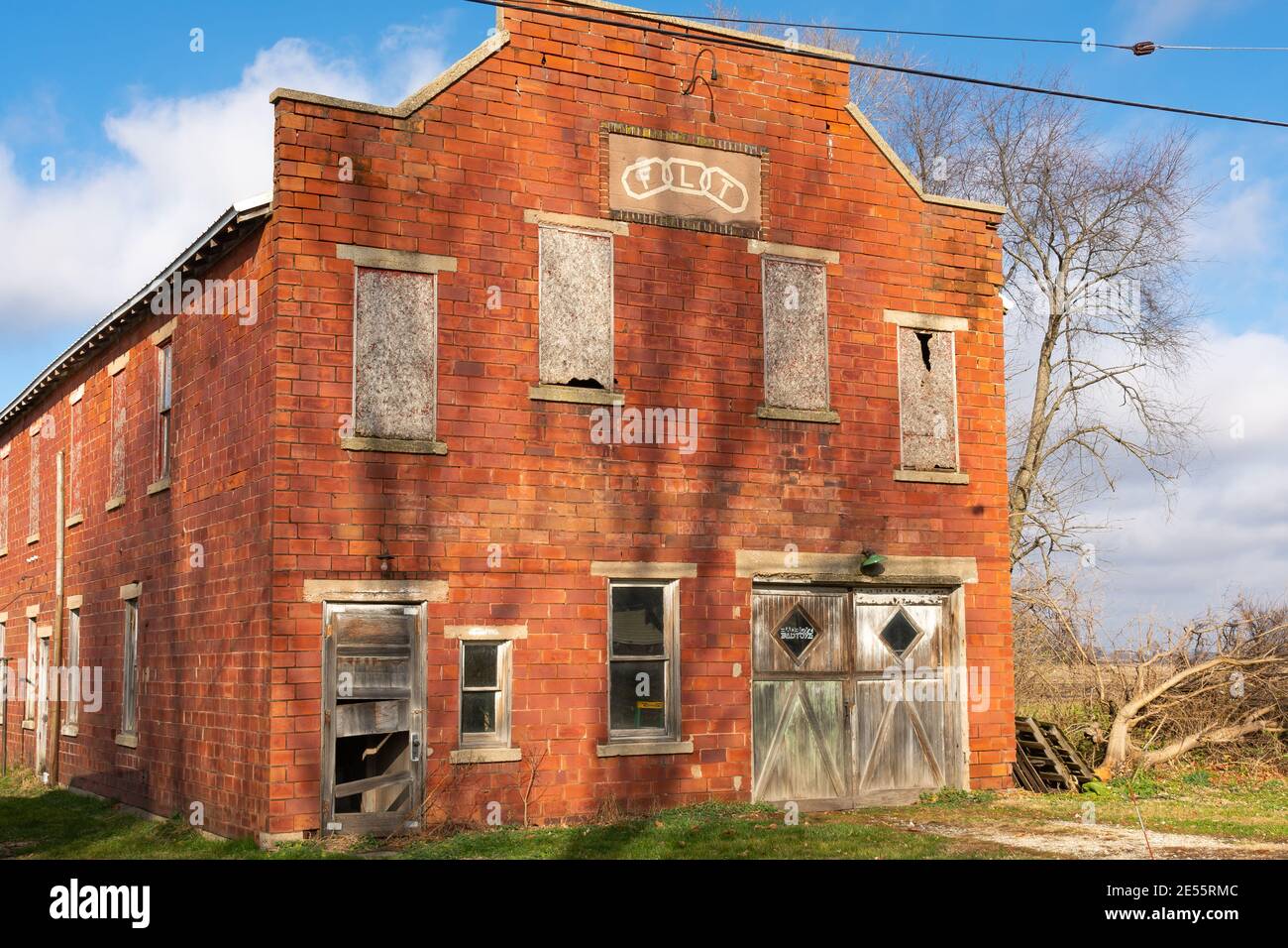 Old brick building in rural town Stock Photo - Alamy