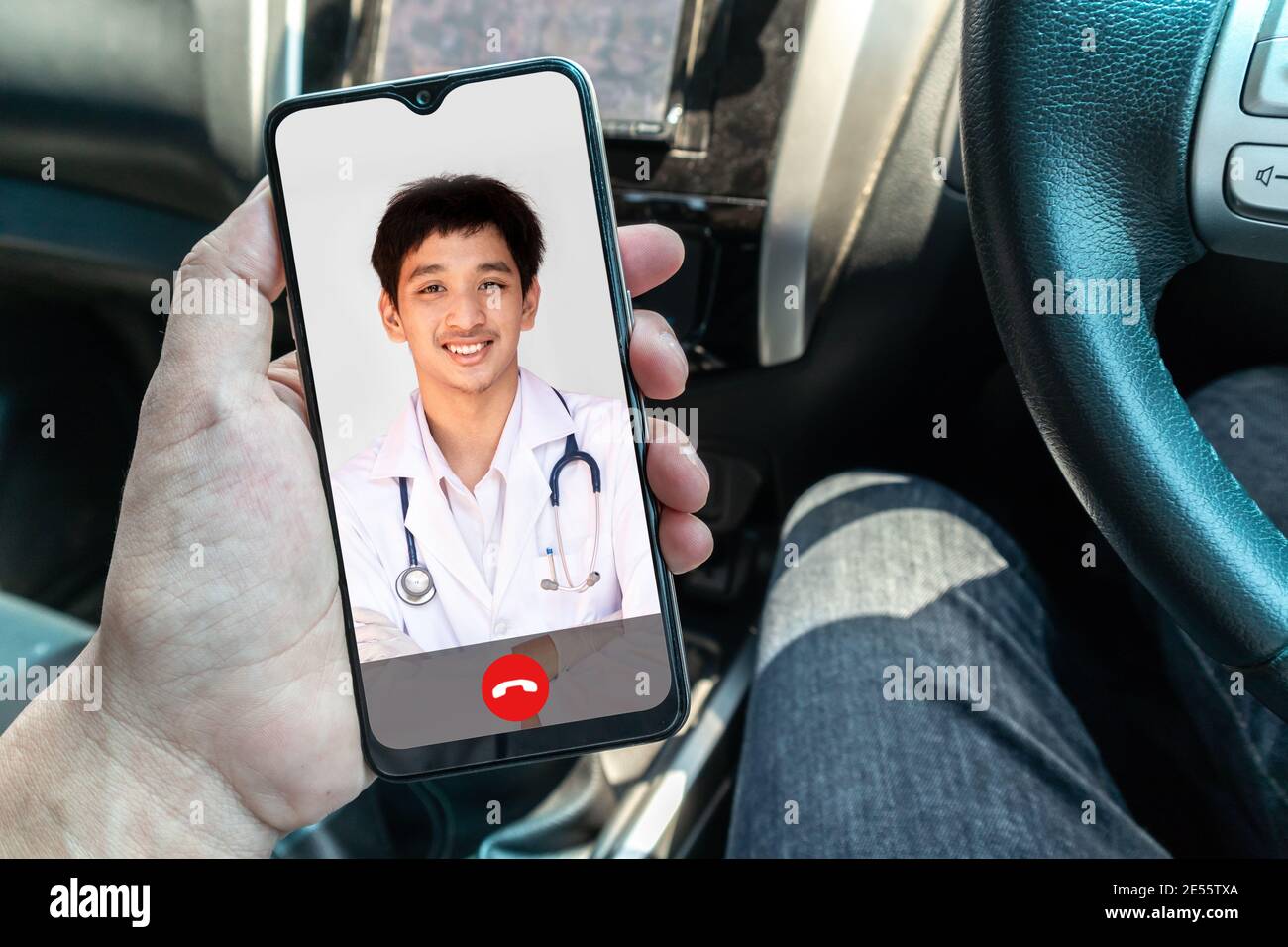 Facetime doctor hi-res stock photography and images - Alamy