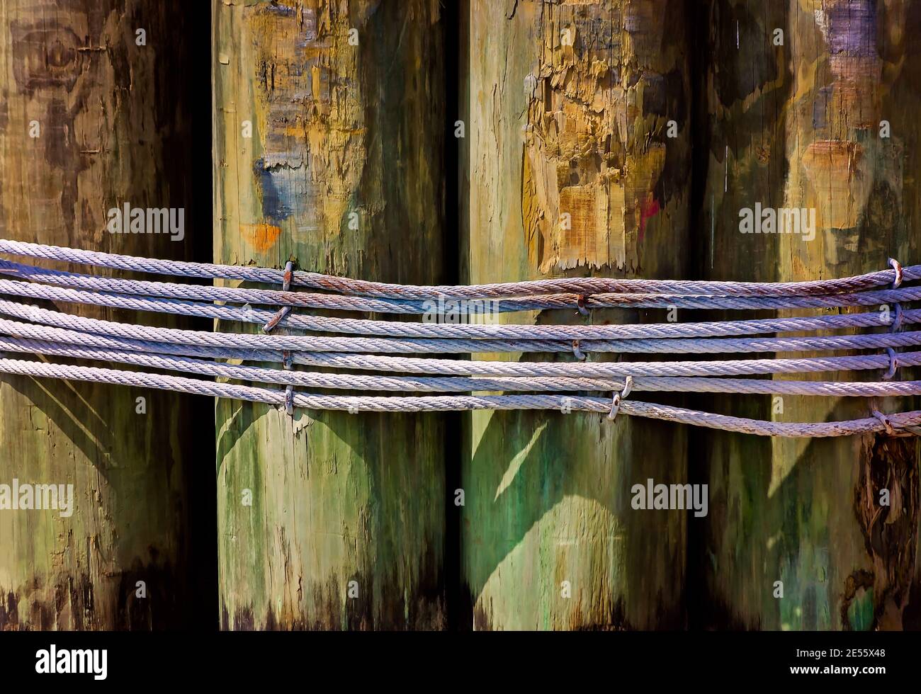 Rope tied pilings hi-res stock photography and images - Alamy