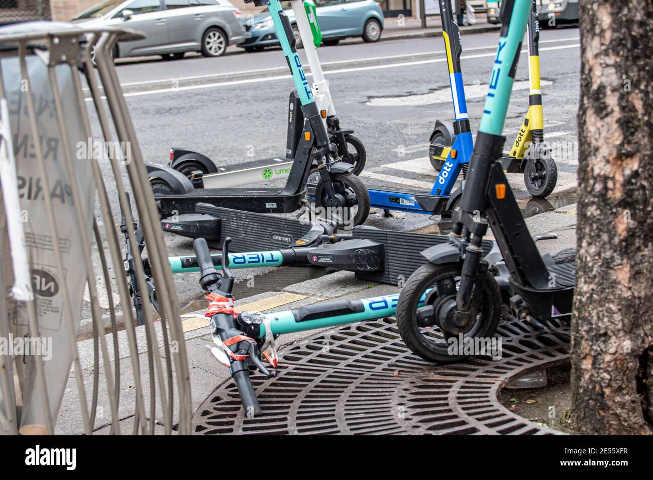 Dott e scooter rental hi-res stock photography and images - Alamy