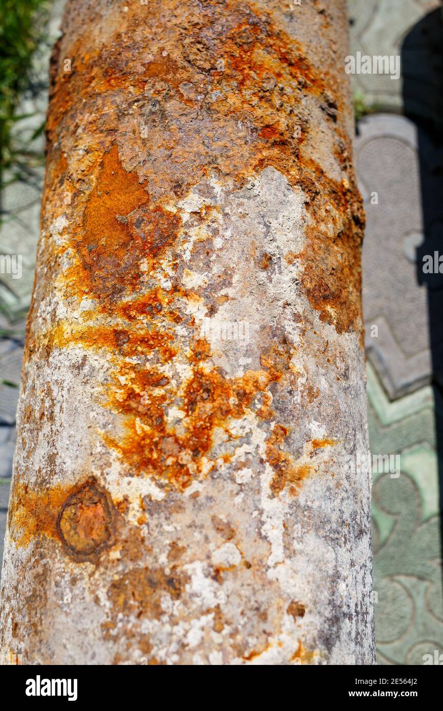 Straight large long pipe hi-res stock photography and images - Alamy