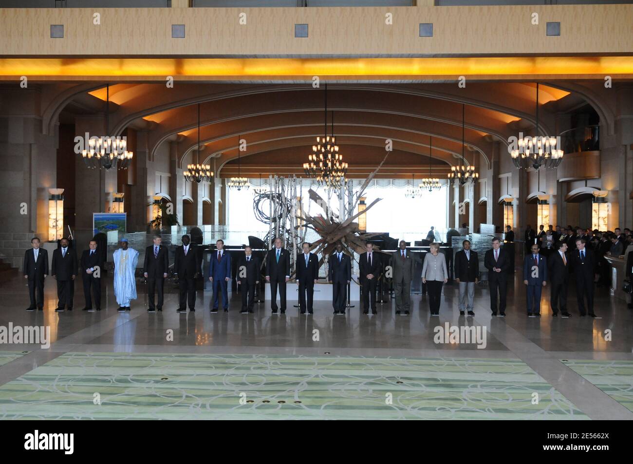 Leaders gather g8 japan summit hi-res stock photography and images - Alamy