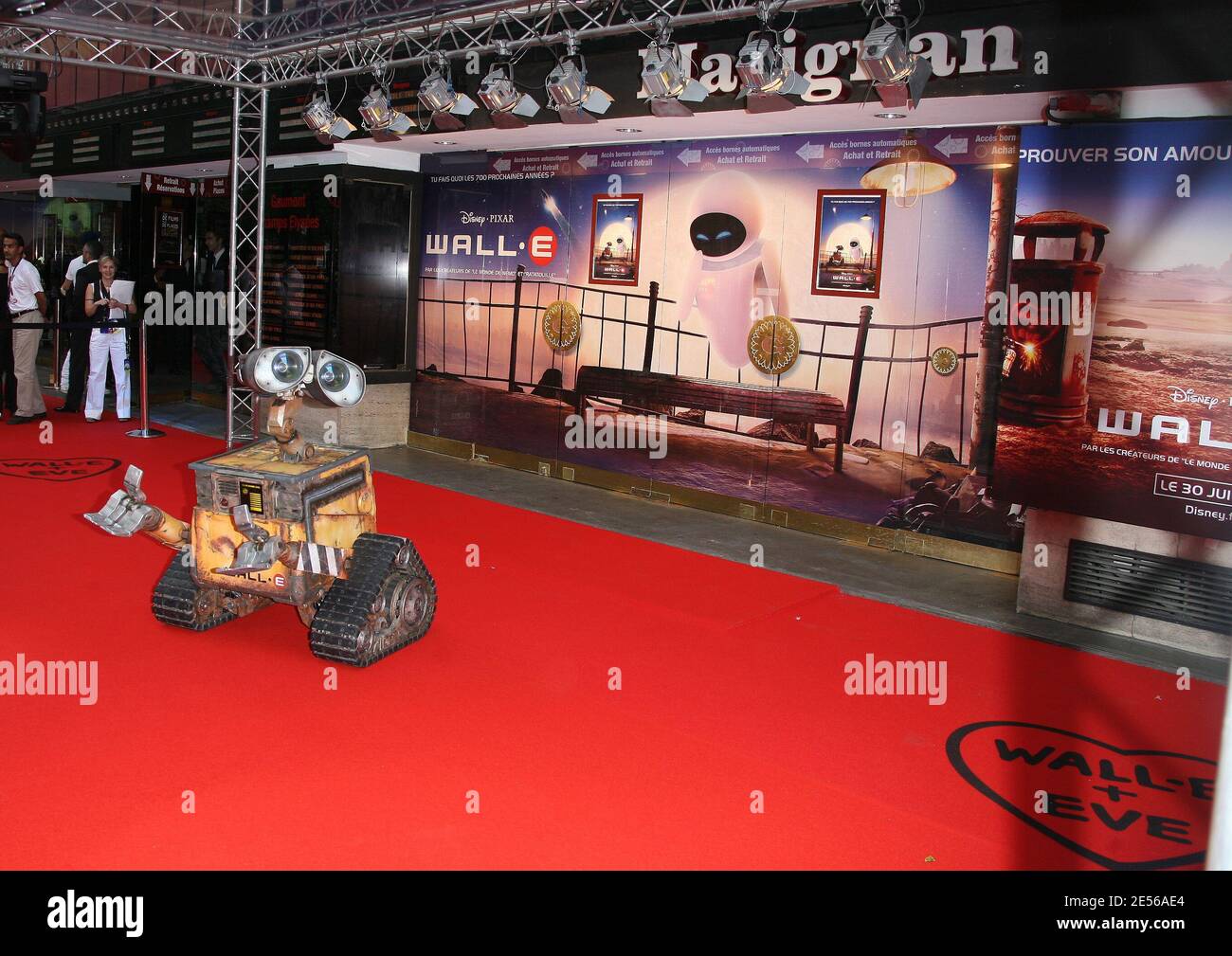 Atmosphere during the French premiere of the new animation movie by ...