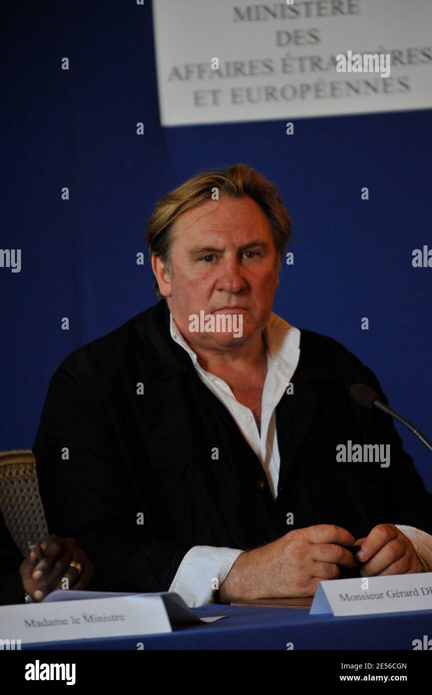 Launch plan hi-res stock photography and images - Alamy