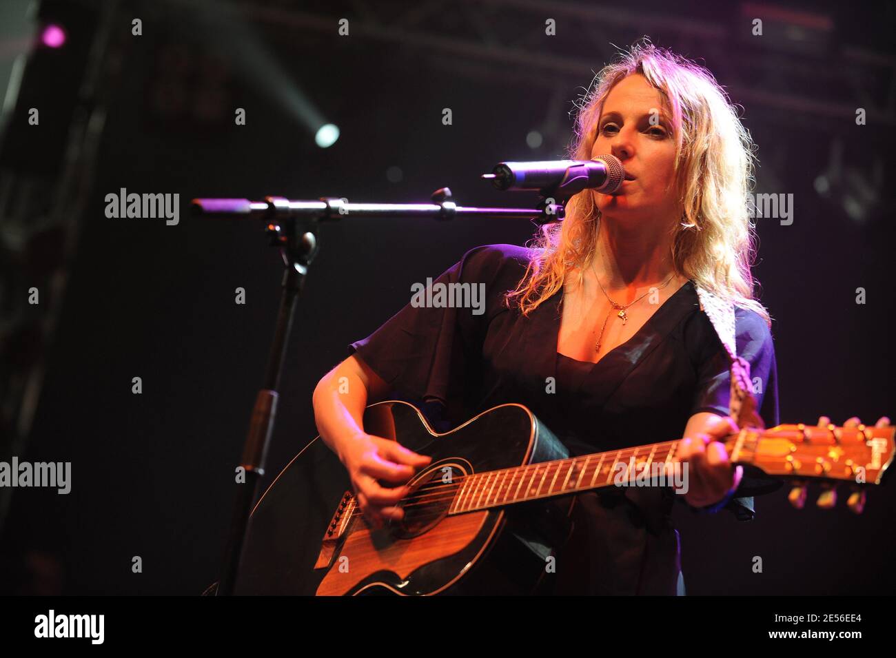Maidi Roth performs during 'La Fete de l'Espoir', in Geneva ...