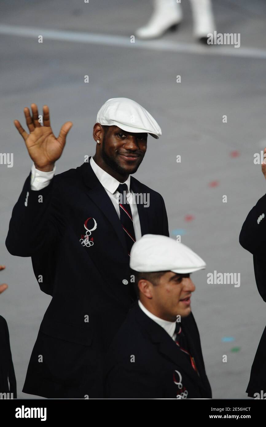 Le bron james hi-res stock photography and images - Alamy