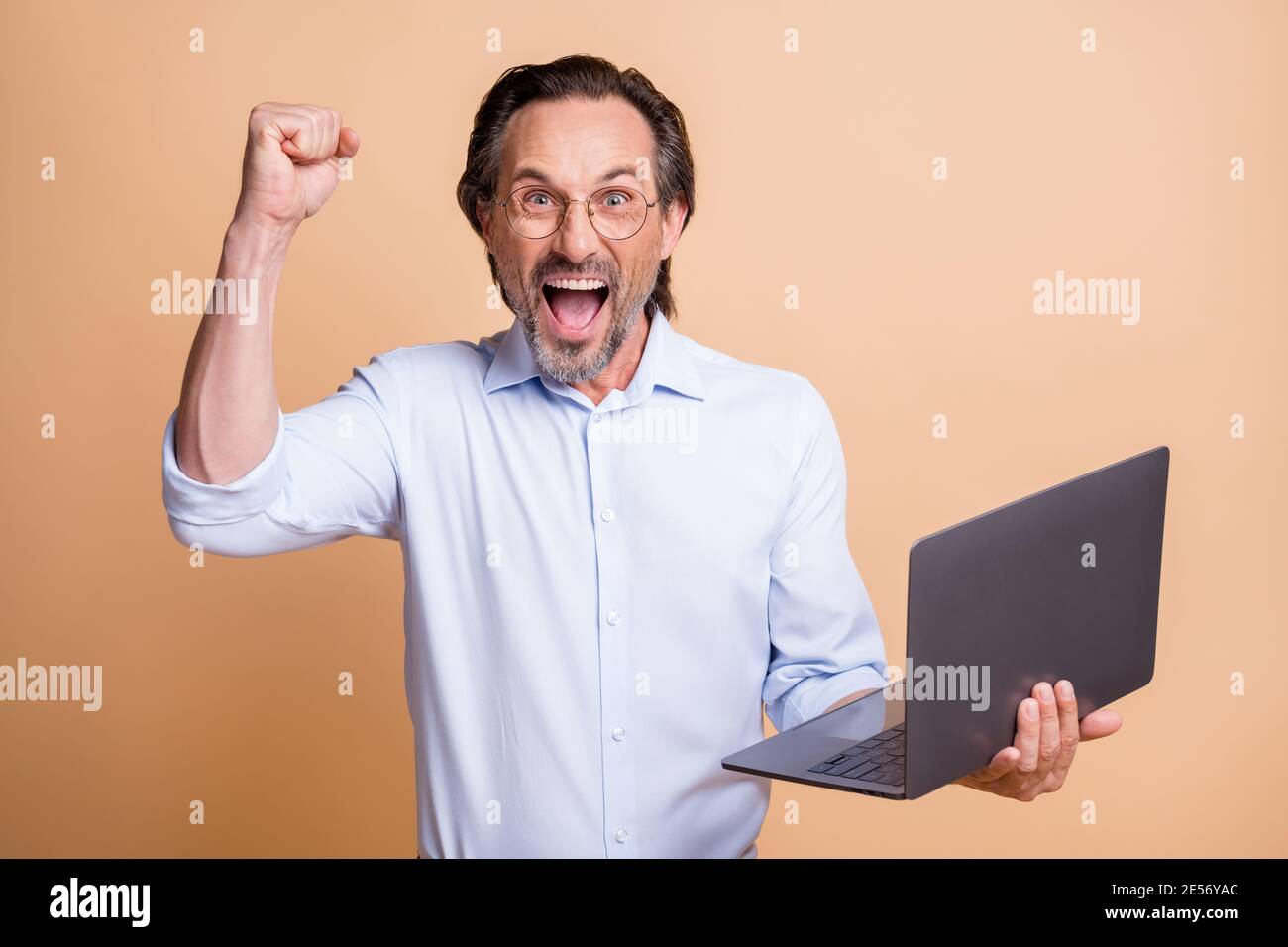 Pc specs hi-res stock photography and images - Alamy