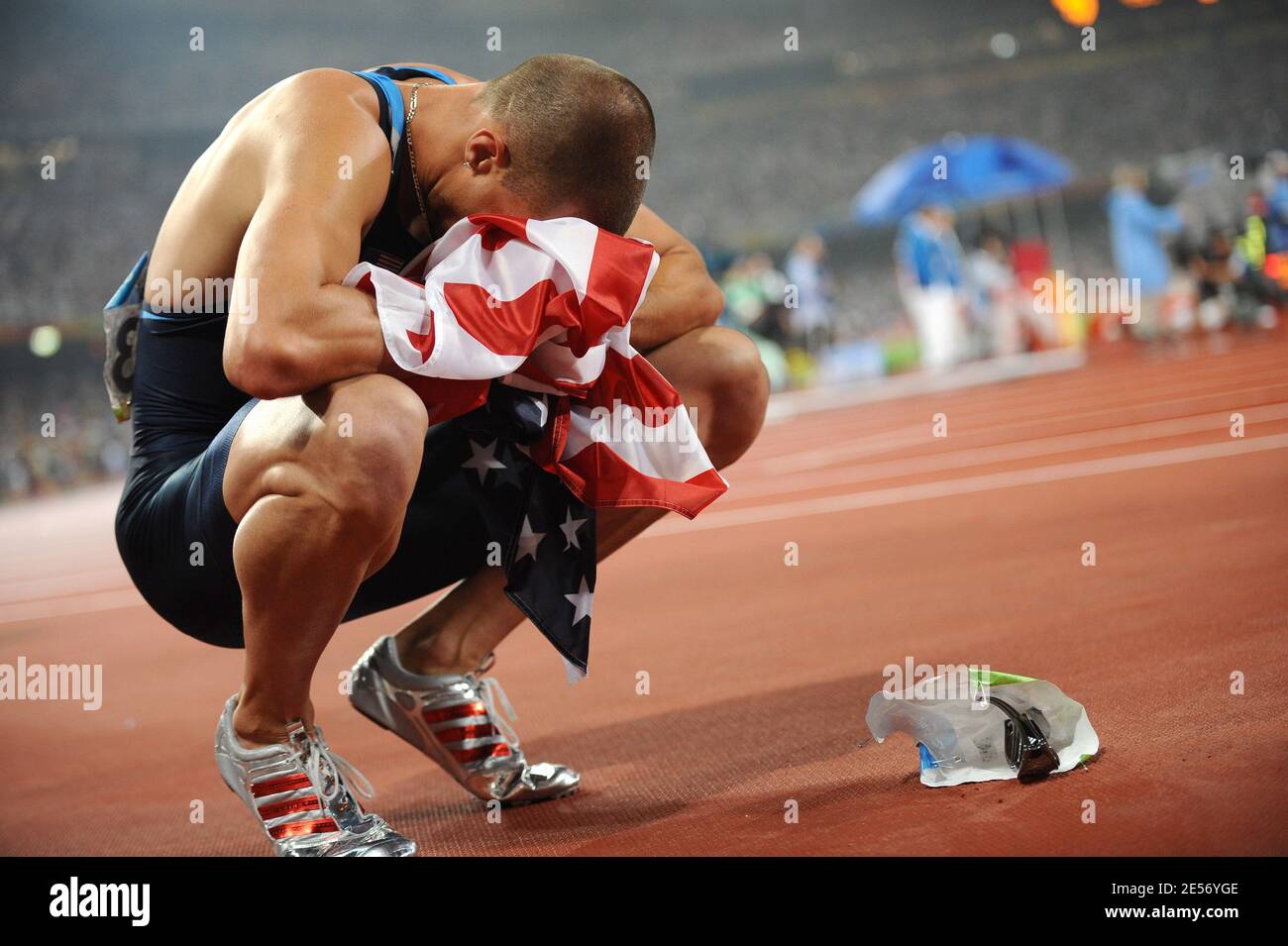 USA's Jeremy Wariner competes and won the silver medal the men's 400m ...