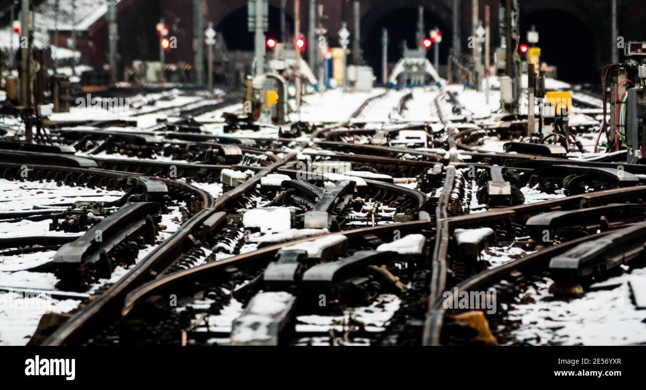 Lights signal underground hi-res stock photography and images - Alamy