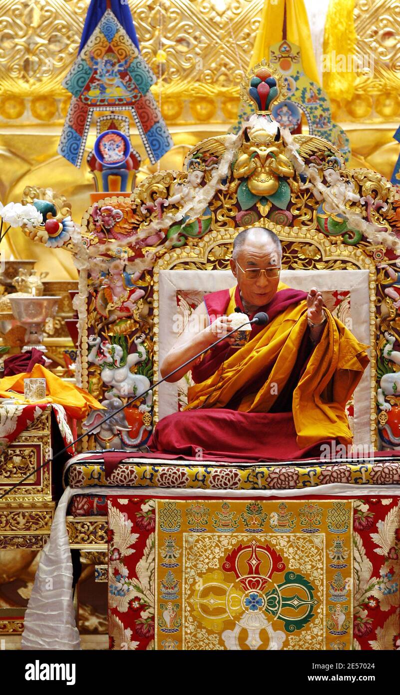 Bernard lama france hi-res stock photography and images - Alamy