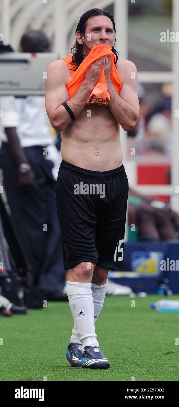 Lionel messi 2008 olympic soccer hi-res stock photography and images ...