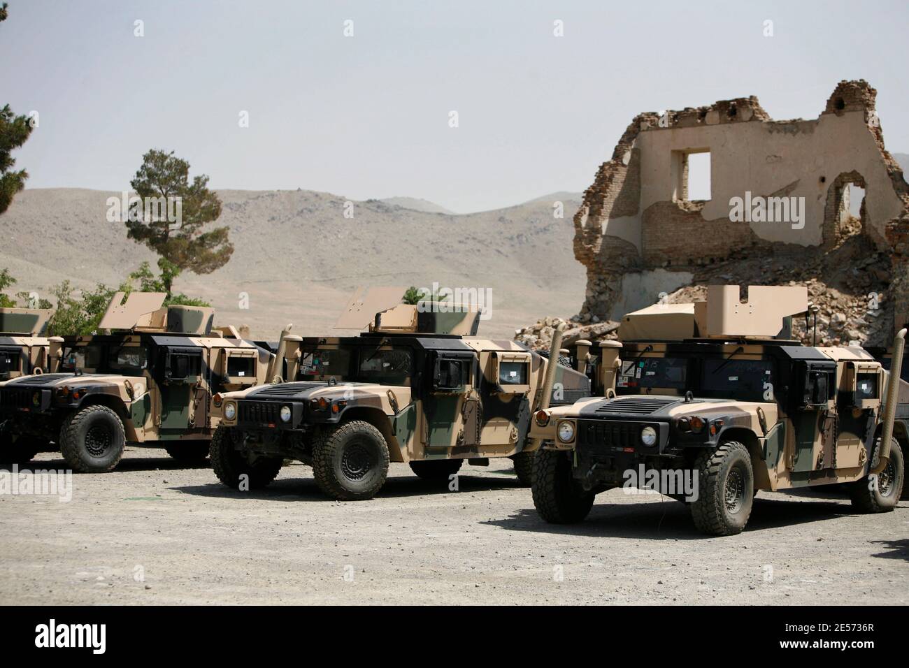 Security force assistance regiment hi-res stock photography and images ...