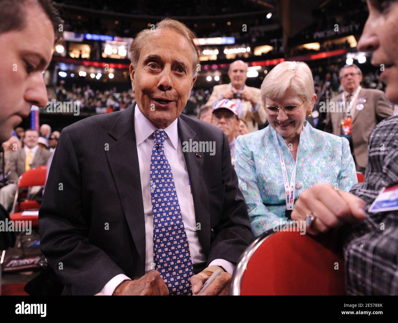 Bob dole election hi-res stock photography and images - Alamy