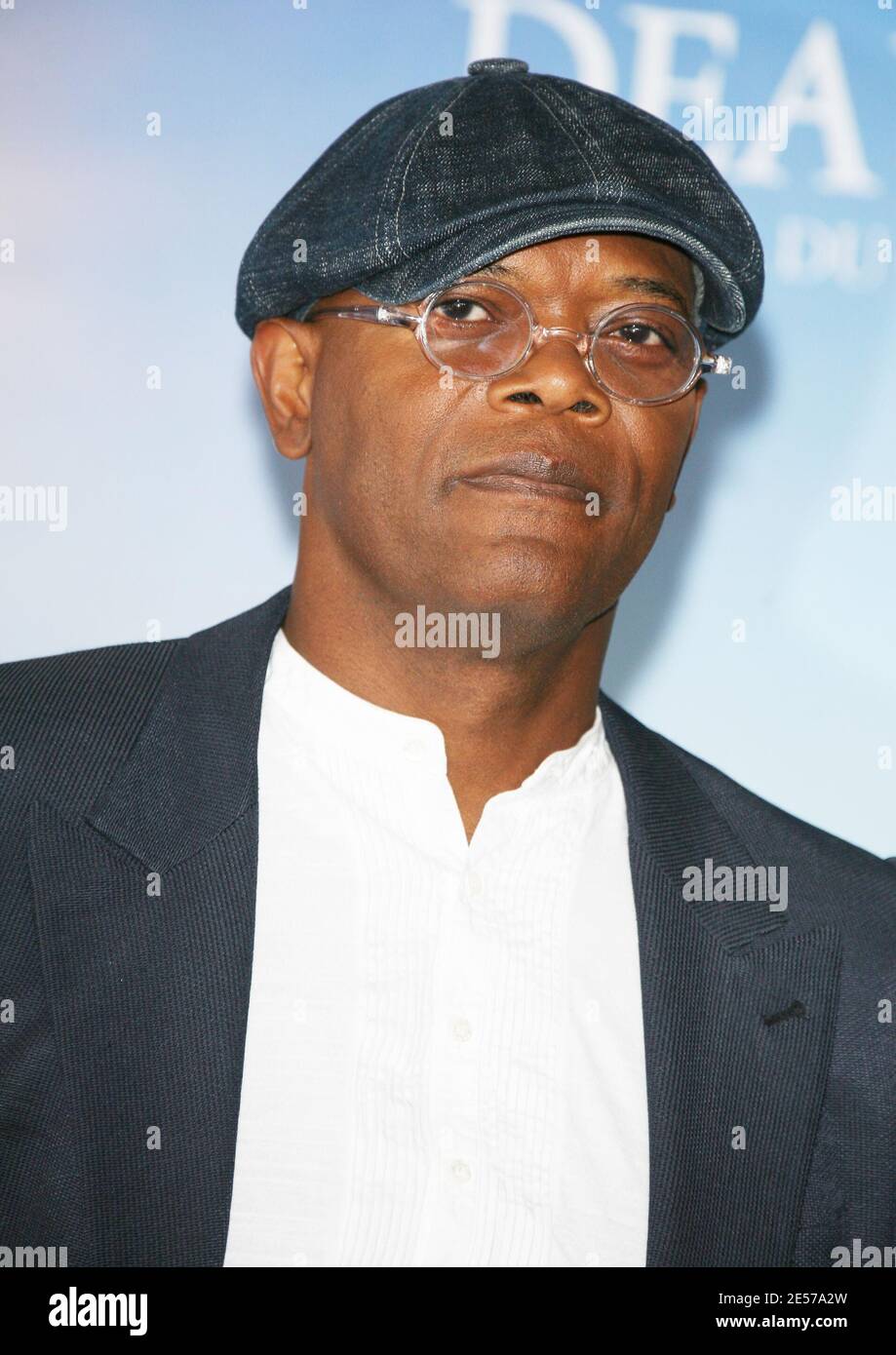 US actor Samuel L. Jackson poses for the photocall of 'Lakeview Terrace ...