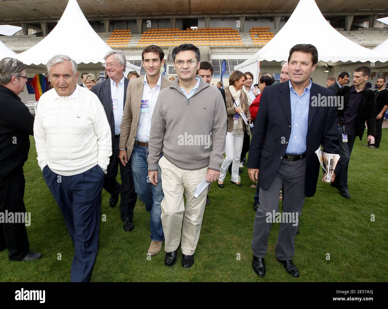 Lancar hi-res stock photography and images - Alamy