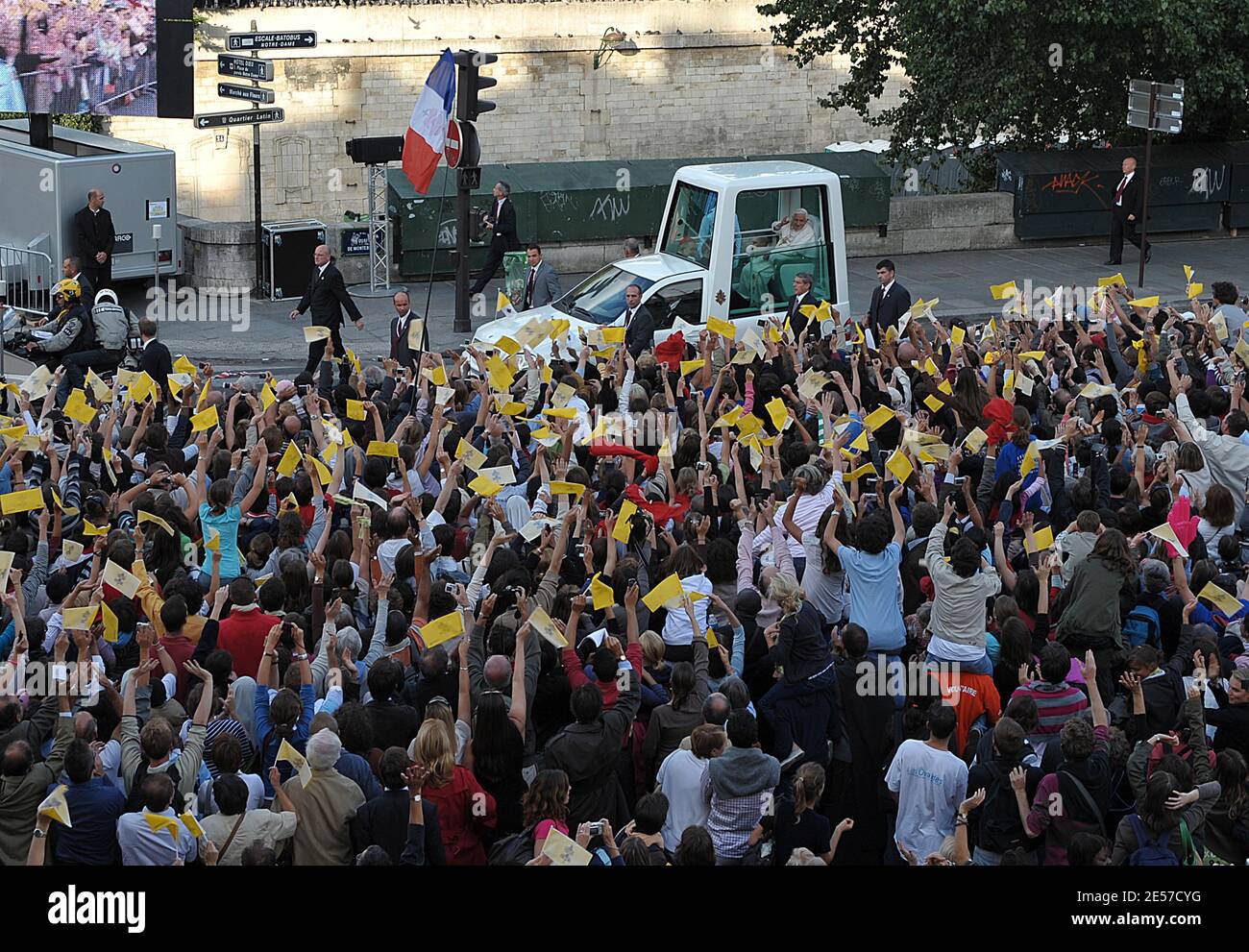 Pope Benedict XVI arrives at the Cathedral Notre-Dame in Paris, France ...