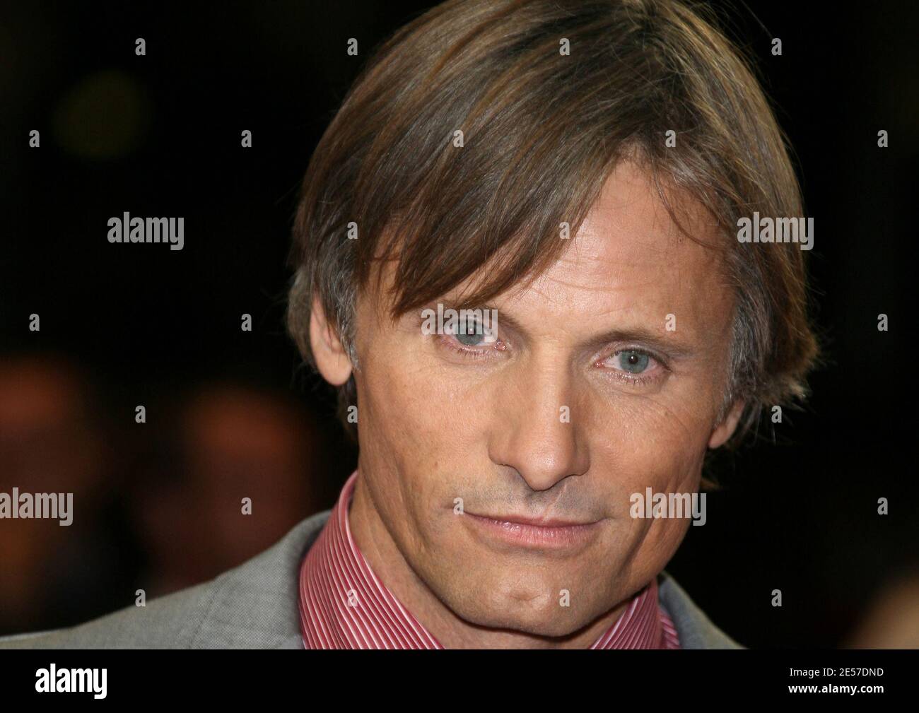 Viggo mortensen 2008 appaloosa hi-res stock photography and images - Alamy
