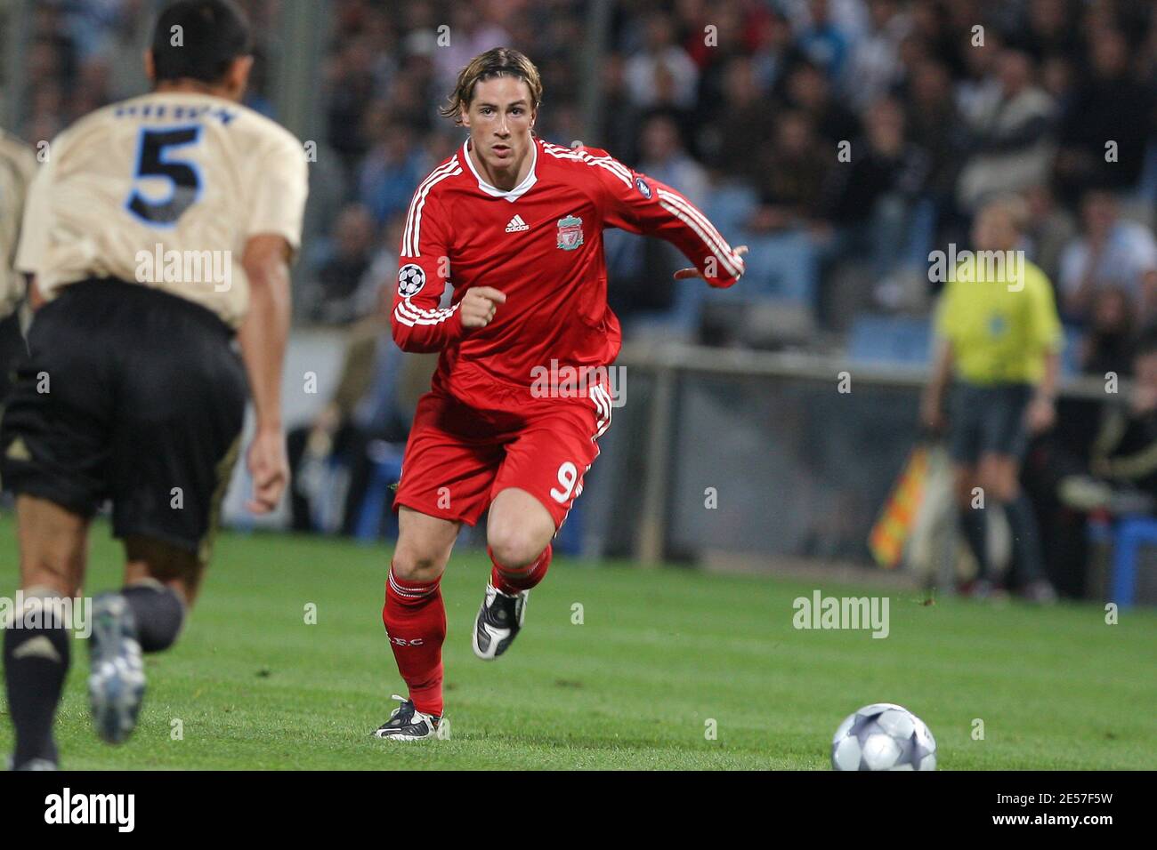 Fernando torres liverpool hi-res stock photography and images - Alamy