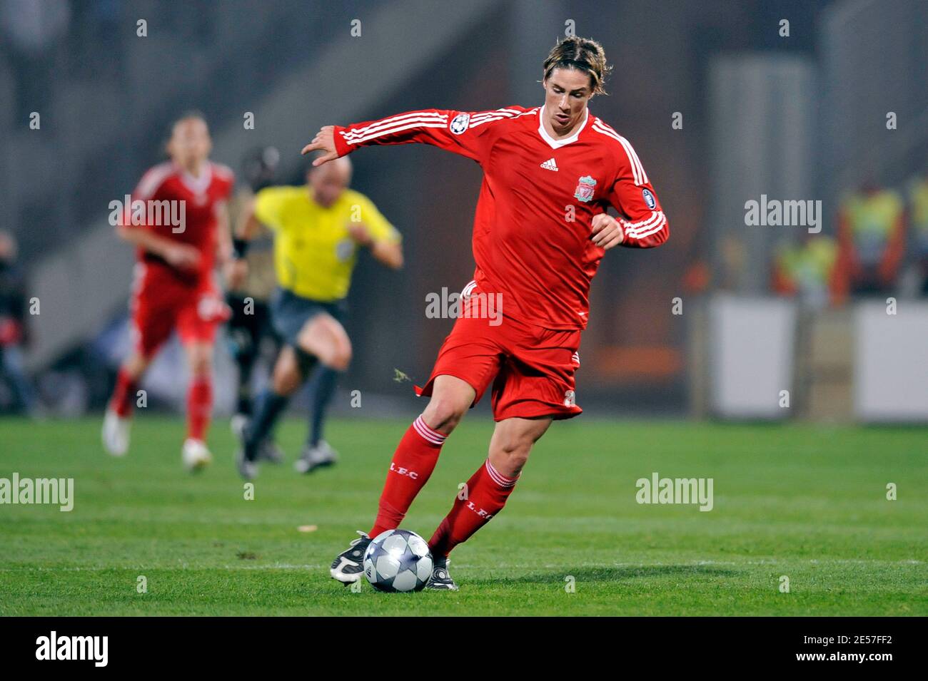 Fernando torres of liverpool hi-res stock photography and images - Alamy