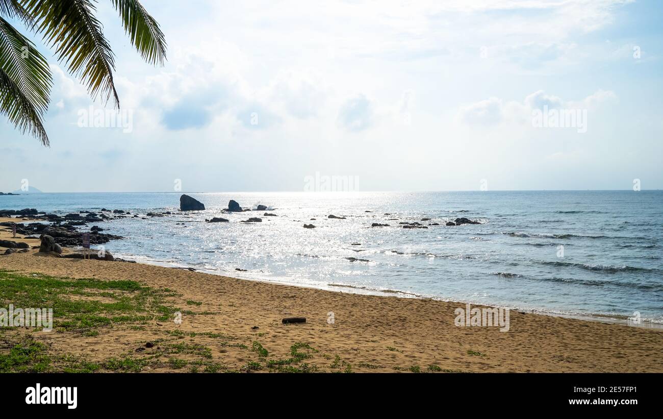 Hainan beach hi-res stock photography and images - Alamy