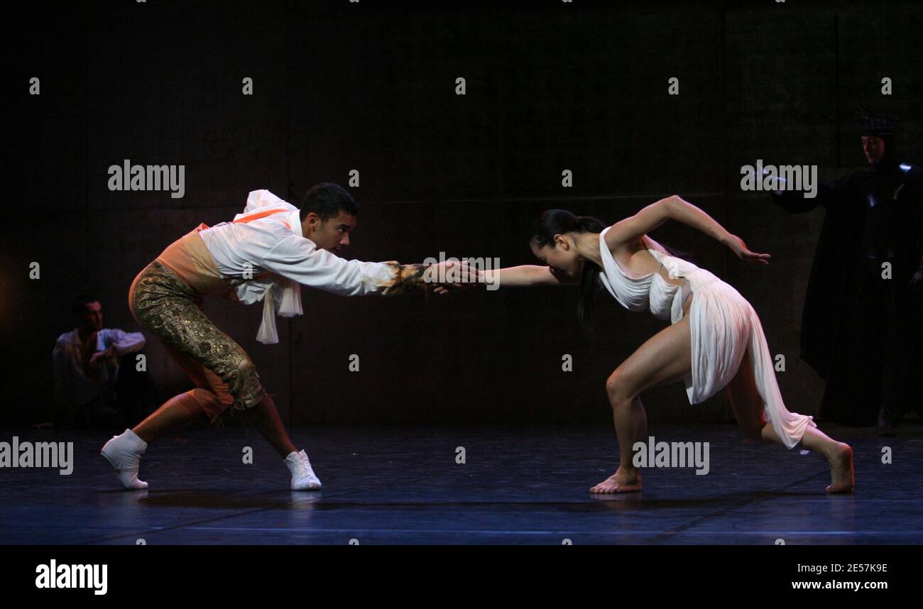 Sergio Diaz and Nagissa Shirai during curtain call of 'Blanche Neige ...