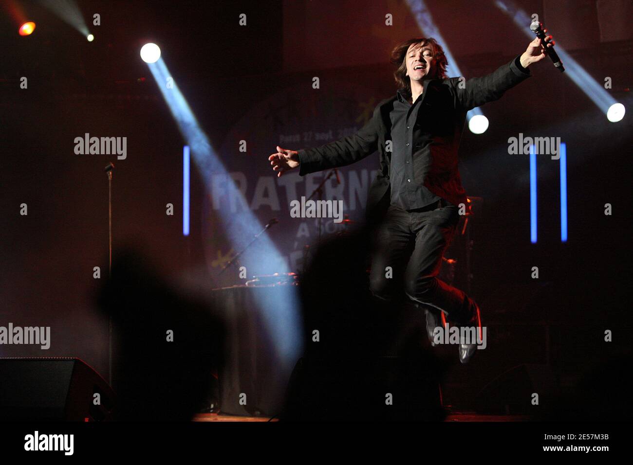 Singer Cali performs live on stage during a 'Meeting For Fraternity ...