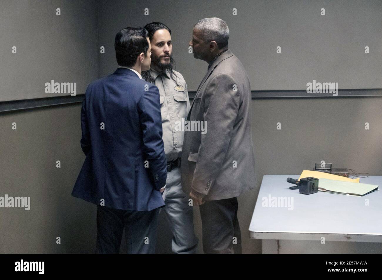 THE LITTLE THINGS, from left: Rami Malek, Jared Leto, Denzel Washington ...