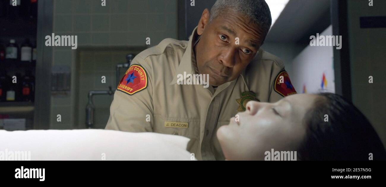 THE LITTLE THINGS, Denzel Washington (top), 2021. © Warner Bros ...