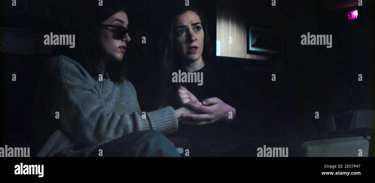 SILENCE & DARKNESS, (aka SILENCE AND DARKNESS), from left: Mina Walker ...