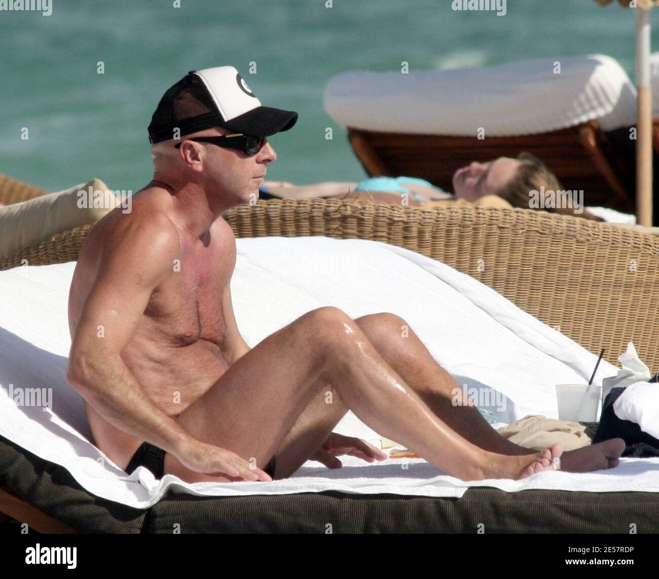 01 07 03 hi-res stock photography and images - Alamy