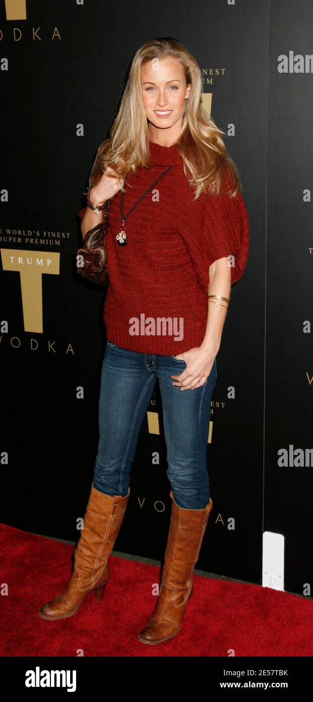 Merkin hi-res stock photography and images - Alamy