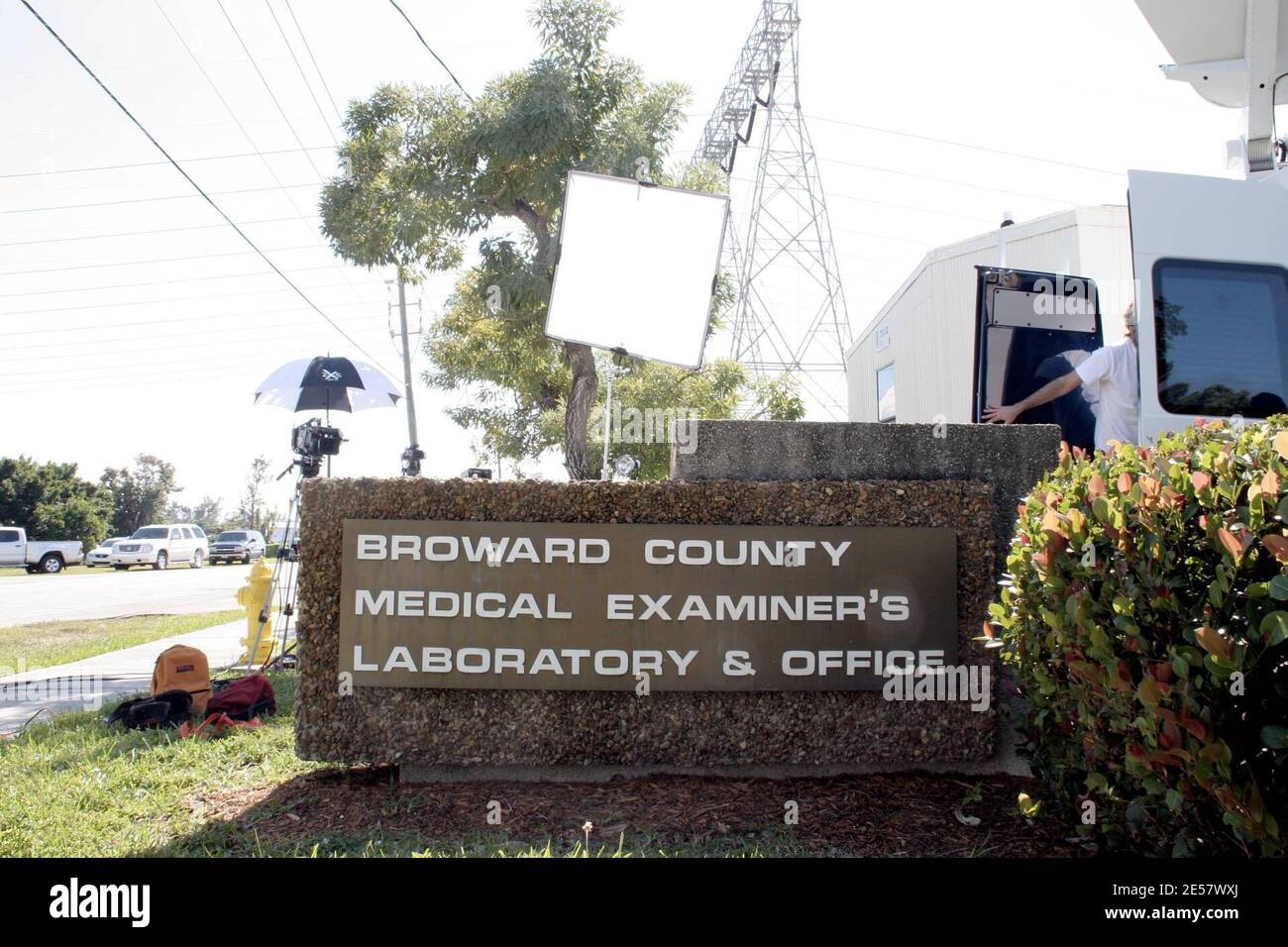 Office of chief medical examiner hi-res stock photography and images ...