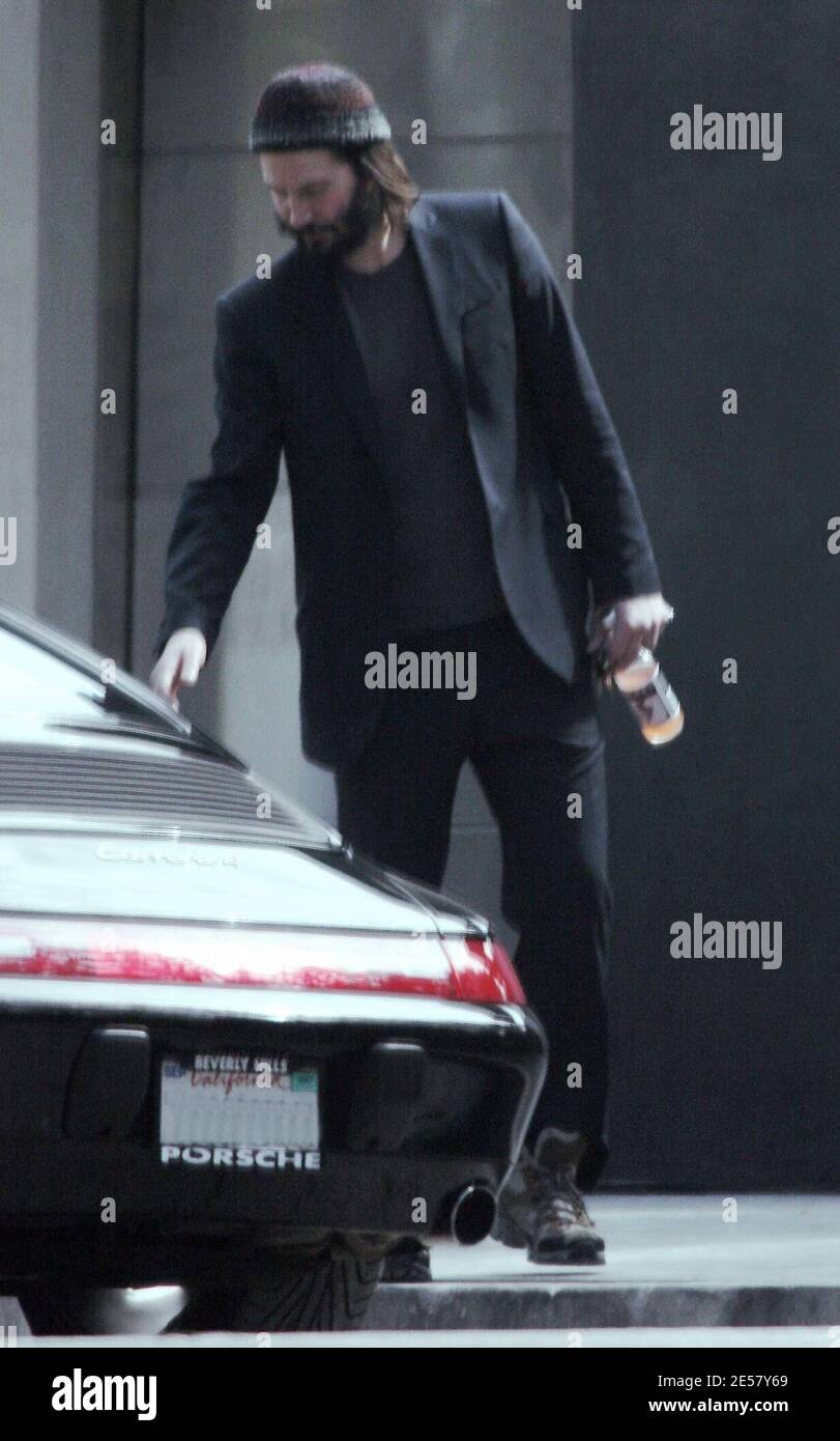 Keanu reeves home hi-res stock photography and images - Alamy