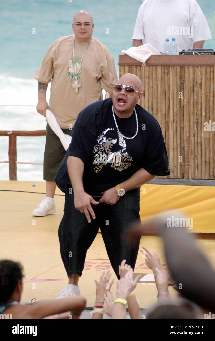 Fat joe hi-res stock photography and images - Alamy