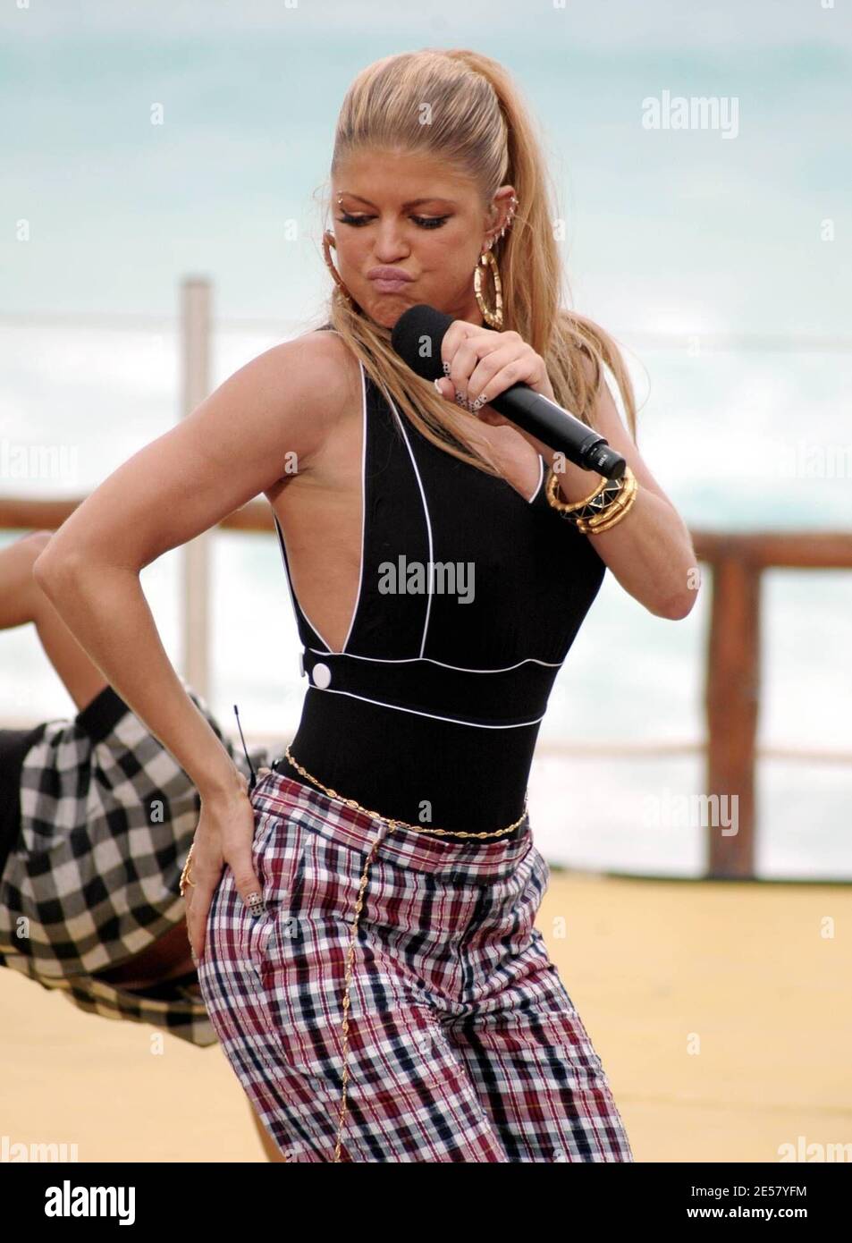 Exclusive!! Fergie performs at MTV's Spring Break 2007 in Mexico. 3/8 ...