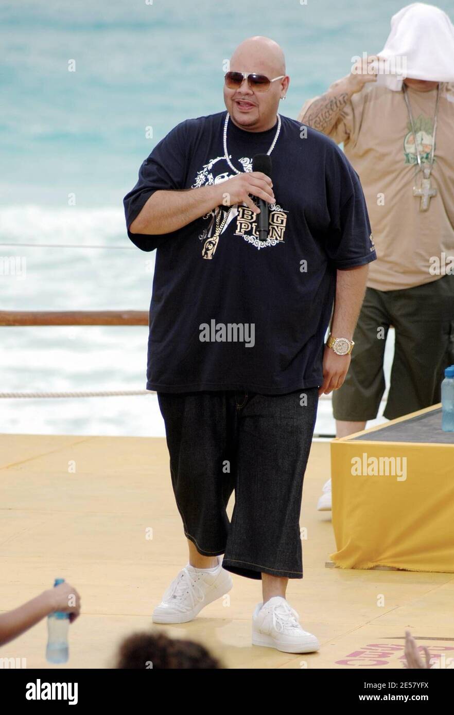 Exclusive!! Fat Joe performs at MTV's Spring Break 2007 in Mexico. 3/8 ...