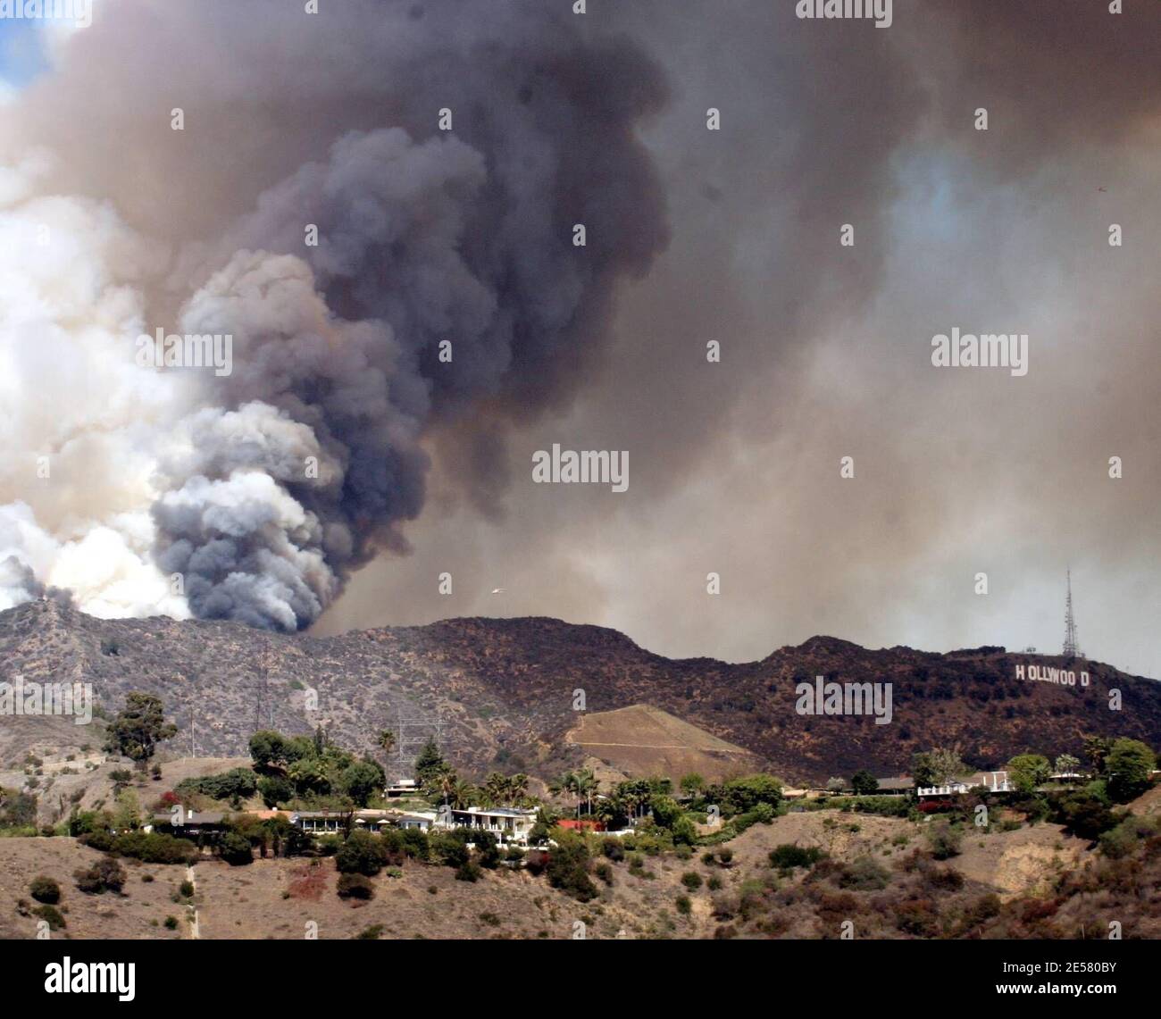Universal studios hollywood fire hi-res stock photography and images ...