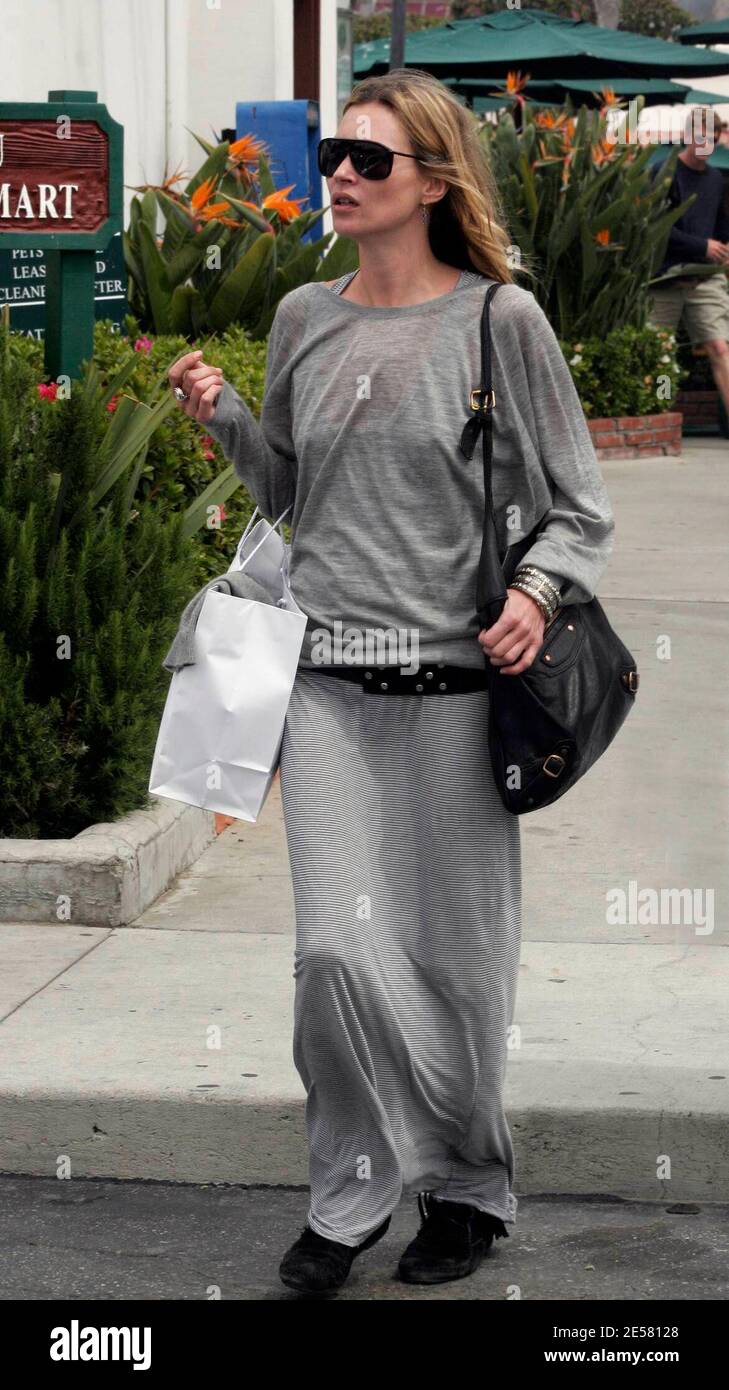 Kate Moss and pal at the Malibu Country Mart, Malibu, Ca, 4/4/07. [[aab ...