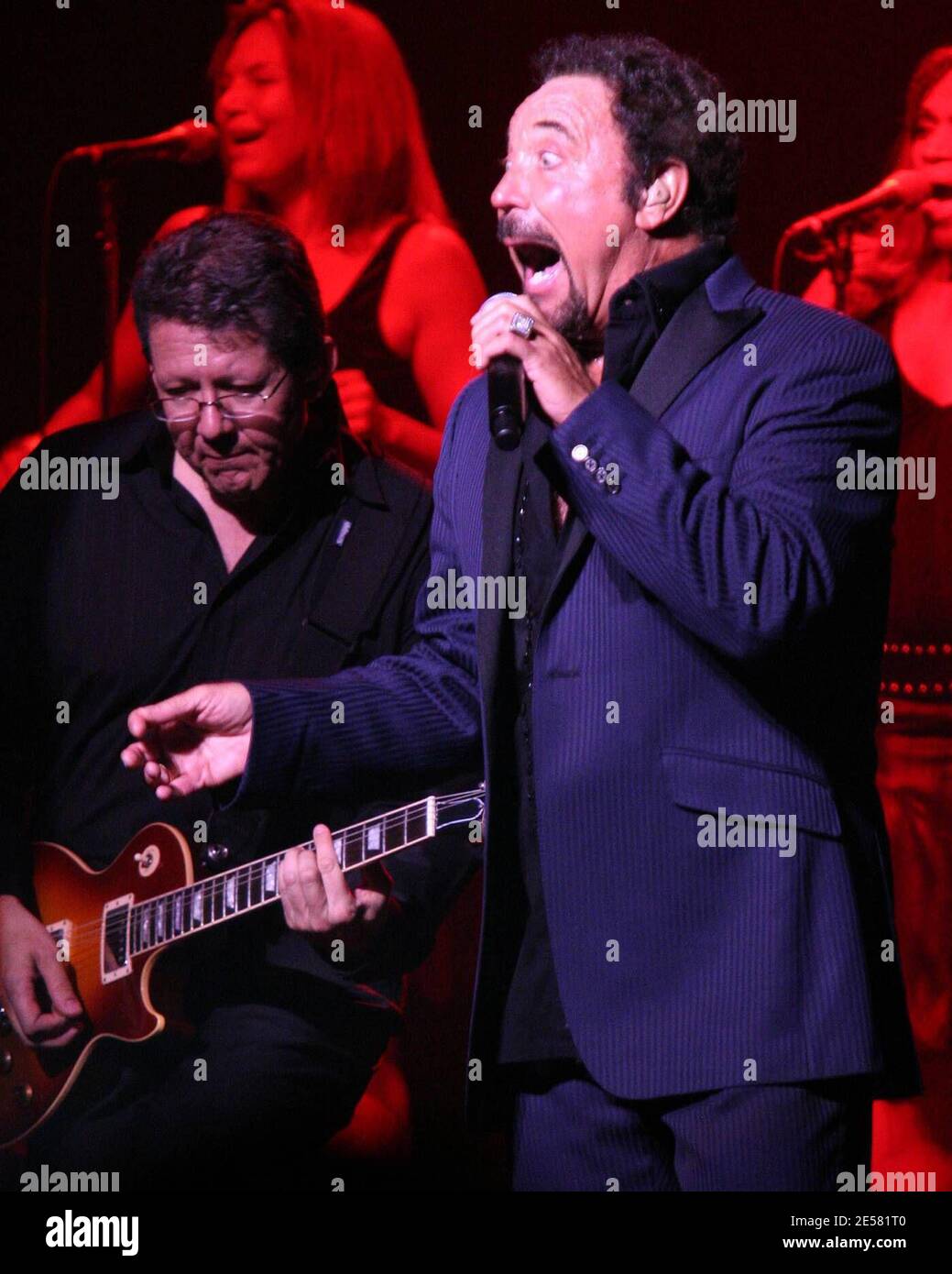 James knight center hi-res stock photography and images - Alamy