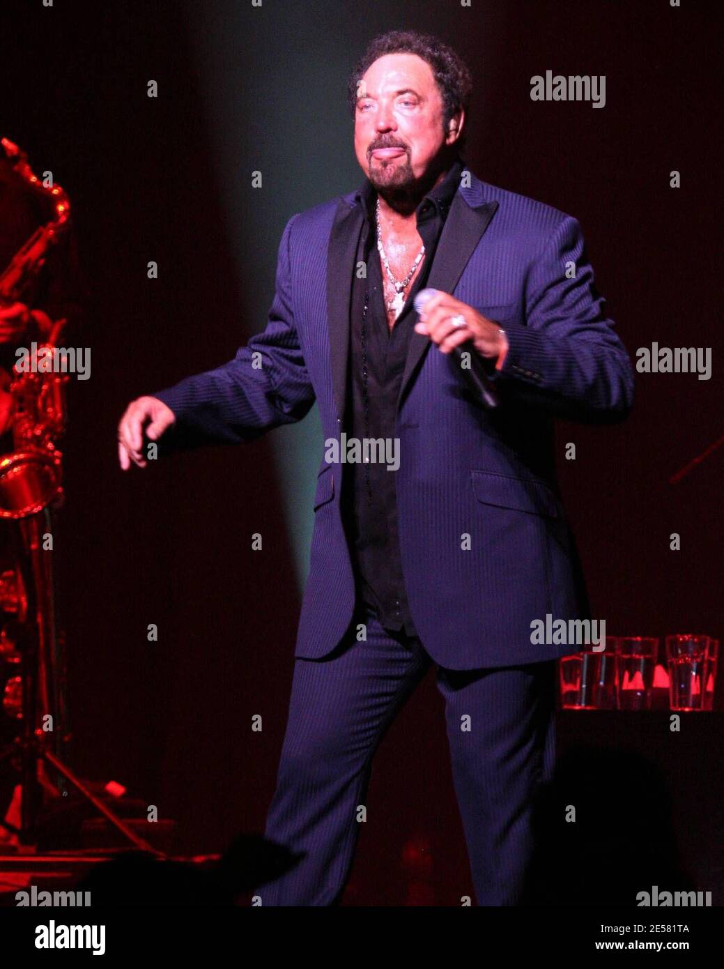 James knight center hi-res stock photography and images - Alamy